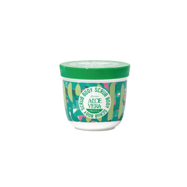 ふわふわホイップテクスチャーのボディスクラブ。きめの細かいスクラブが古い角質をやさしく落とし、しっとりうるおい肌へ。フリージアの香り。