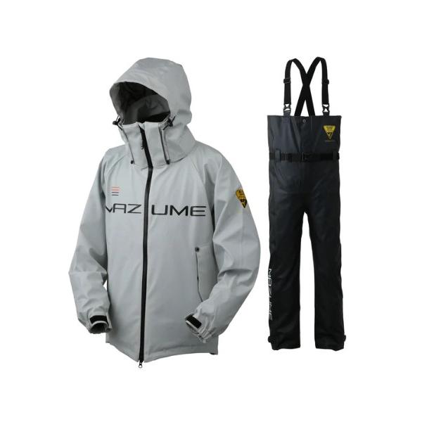 PU（ポリウレタン）素材の魅力・優れた防風・防水性能に加え、血や魚のヌメリもサッと落とせるメンテナンス性・軽く、しなやかで、キャストやシャクリなどの反復動作にもストレスなく追従・汚れたままでも、釣行後にホースで水をかけるだけでOKという手軽...