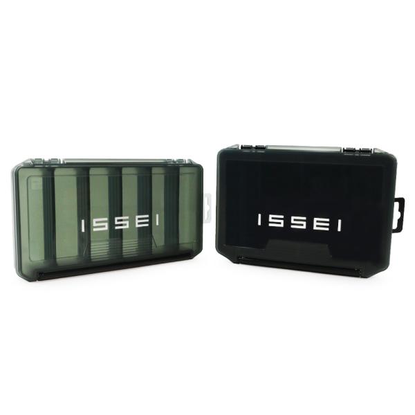 issei シンボルマークを箔押しプリントした issei オリジナルロゴルアーケース。寸法表820NDM233×127×34mm可変仕切板5枚付ワンタッチ式止具ワームプルーフ