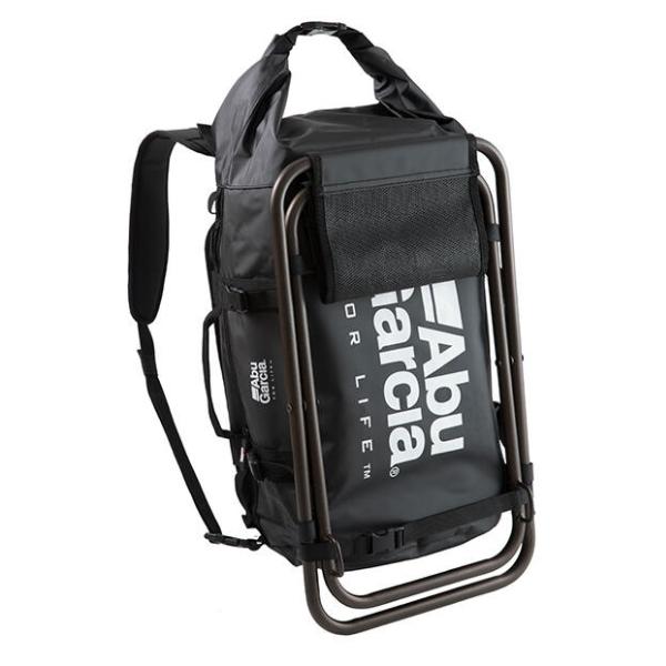 アブガルシア Abu Garcia BASE DUFFLE BAG ベースダッフルバッグ / タックルバッグ フィッシングバッグ取り外し式の折りたたみチェア付属で釣りのベース基地として使用できる移動もラクなダッフル型のバックパック移動時はリ...