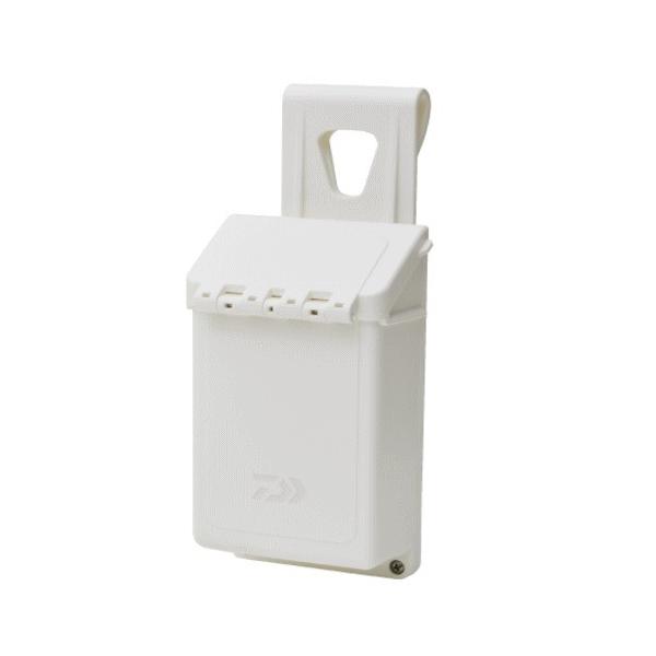 ダイワ サイドポケット 90F■着脱可能なので不使用時は余計なスペースをとらない■釣行中に素早く小物や仕掛けなどが取り出し可能■船バッグなどに装着可能な被せ蓋付きサイドポケット■取り付けた状態で船バッグが開け閉め可能※フック部は完全固定では...