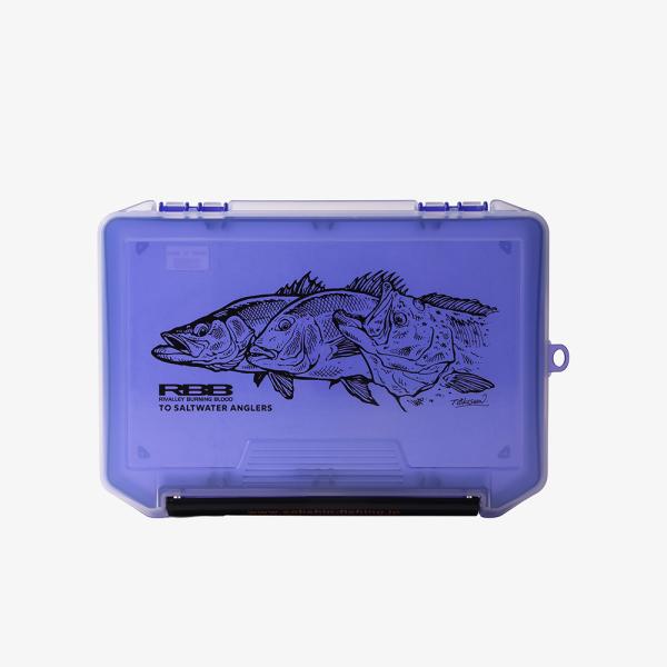 リバレイ RBBグラフィックルアーケース #7799 ネイビー (タックルボックス タックルケース 収納)■カラー：ネイビー■タイプ：明邦化学VS3010NDMタイプ※仕切り板3枚付属■素材：ポリプロピレン■商品サイズ(cm)：W205mm...