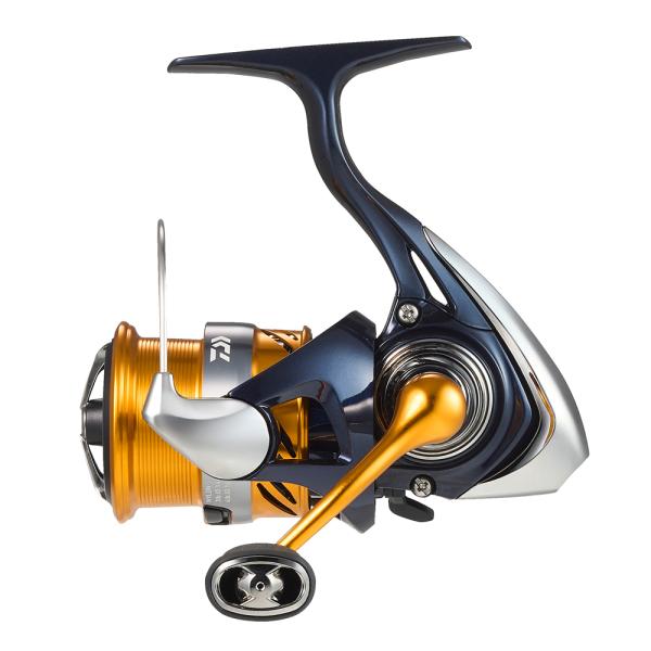 ダイワ 24レブロス LT2000S-XH (スピニングリール)■標準自重(g)：195■巻き取り長さ(cm/ハンドル1回転)：81■ギア比：6.2■標準巻糸量ナイロン(lb-m)：3-150■標準巻糸量PE(号ーm)：0.4-200■ハン...