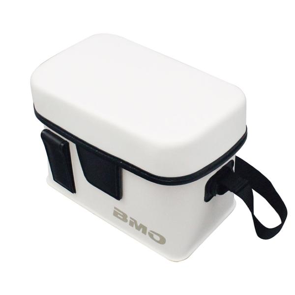 BMO リチウムイオンバッテリーバッグ (S) 10D0012 (フィッシングバッグ)■サイズ：W240×D150×H160■ベルトサイズ：25mmx450-850mm■材質：EVA■カラー：ホワイト≪BMO フィッシングバッグ≫
