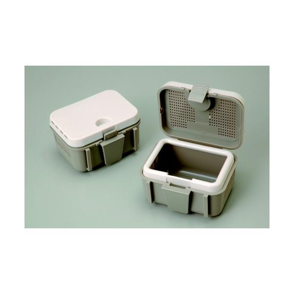 ベイト7 (エサ箱)■サイズ(外寸)：縦95mm×横115mm×高さ70mm≪メイホウ エサ箱≫●エサが逃げにくい枠付設計。●通気性が良く、日除けカバーも付いているのでカニや虫エサが活き活き長持ち。●ベルト通し穴も付いています。