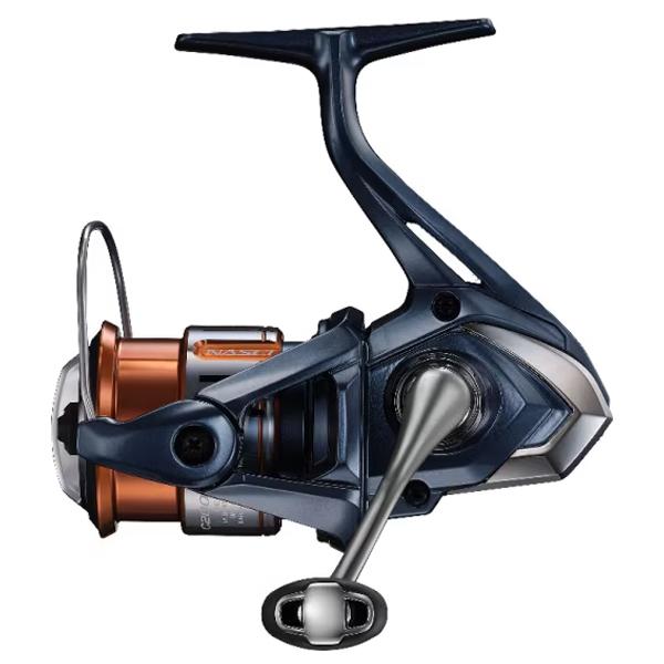 シマノ 26 ナスキー C2000SHG (Shimano スピニングリール 釣り)■品番：C2000SHG■ギア比：6■実用ドラグ力(Kg)：2■最大ドラグ力(Kg)：3■自重(g)：210■スプール径(mm)/ストローク(mm)：42/...