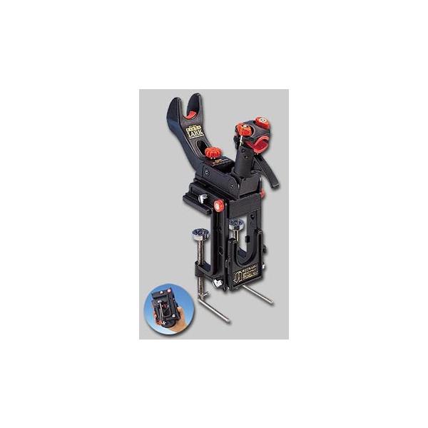 ■取付有効幅15〜80ｍｍ■重量1.1ｋｇ■適合ハリス：約12号まで■サポート竿径２５ｍｍ■尻手ロープ付き●１８０度・５段階首振り機能●手持ちヘルパー機能●竿立てホルダー機能●タテ・ヨコ取付機能●折りたためば、手のひらサイズコンパクト軽量設計