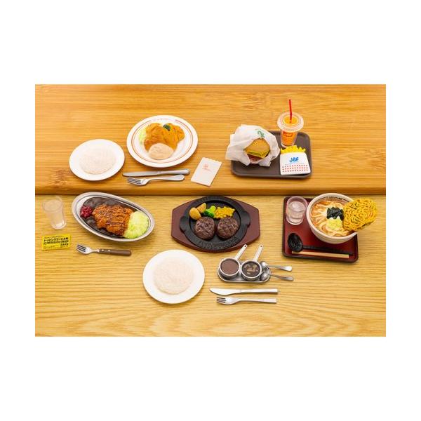 日本全国のおいしいあの味がミニチュアアイテムになった！1.味のおぐら　チキン南蛮2.ゴーゴーカレー ロースカツカレー3.Jef　本店 ぬーやるバーガーセット4.フライングガーデン　1号店　爆弾ハンバーグ5.山田うどん食堂　天ぷらうどん単品J...