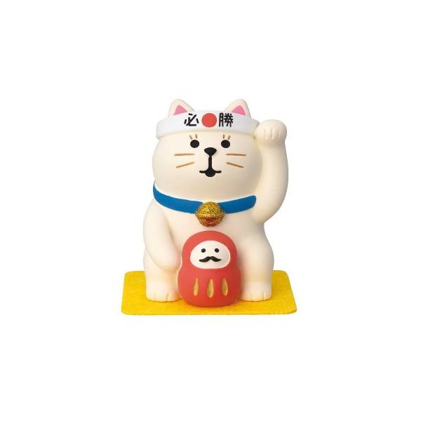 concombreまったり合格祈願。コンコンブルおなじみのだるまや招き猫たちが、がんばる受験生をまったりと応援します！ミニチュアマスコットの必勝祈願招き猫です。必勝合格の引き寄せカラー＝白色の招き猫。合格を手招きしているポーズがGO！と応援...