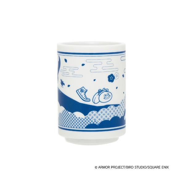 「ドラゴンクエストウォーク」から和シリーズグッズが新登場！ドラゴンクエストウォークで主人公の導き手として活躍する「スラミチ」が富士山を背景に冒険しているシーンを和風にデザインした湯のみが登場です。おうちでも「ドラゴンクエストウォーク」をたの...