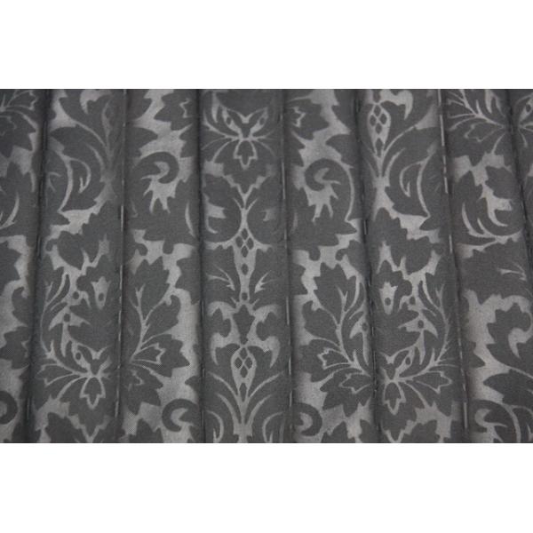 サイズ：巾240cmｘ90cm（2枚入り）32個フック付き生地：ポリエステル100％安心の日本製です。生地も丈夫で長持ちします。丸洗いＯＫ。ご家庭で洗っても大丈夫です。遮光率99.99％だから安心して仮眠できます。プリーツだからコンパクトに...