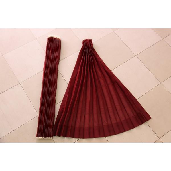 しなやかで高級感のあるレースカーテンです。トラックカーテン サイドカーテンサイズ：巾100ｘ丈80cm（2枚入り）材質：ポリエステル100％カラー：ワインボイルレース生地しなやかで高級感のあるレースカーテンです。形状記憶プリーツ加工1.運転...