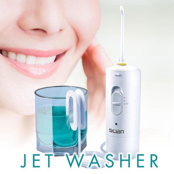 【正規販売店】【送料無料】特殊なノズル構造で歯ブラシやデンタルフロスでは届きにくい部分にもウォータージェットが届く！USB充電＆コンパクトで旅行先にも！■自社品番：PREC-LD-A3■パッケージサイズ（約）：55×50×220.5mm■重...