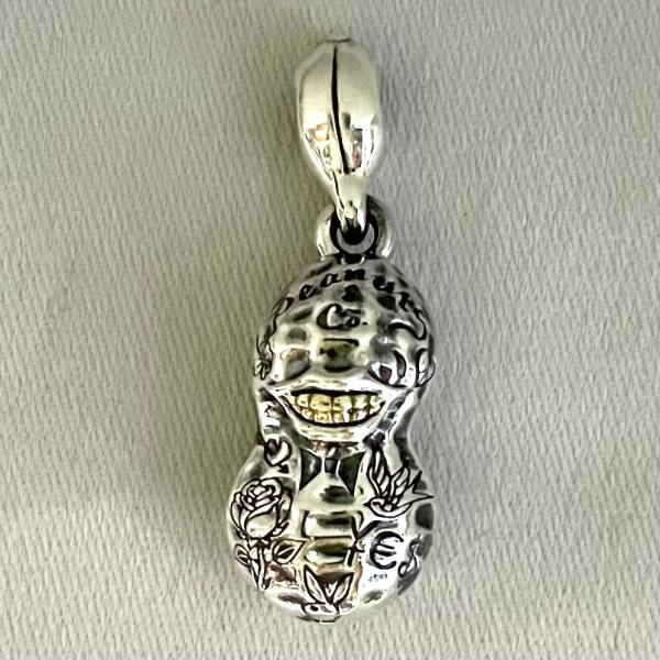 Peanuts&amp;Co NORMAL TATTOO PEANUTS SILVER925 ｘ K10YGSサイズ：縦35mm（バチカン含む）シルバー925製(歯はK10イエローゴールド)箱にお入れいたします新品、正規品銀行振り込み、代引...