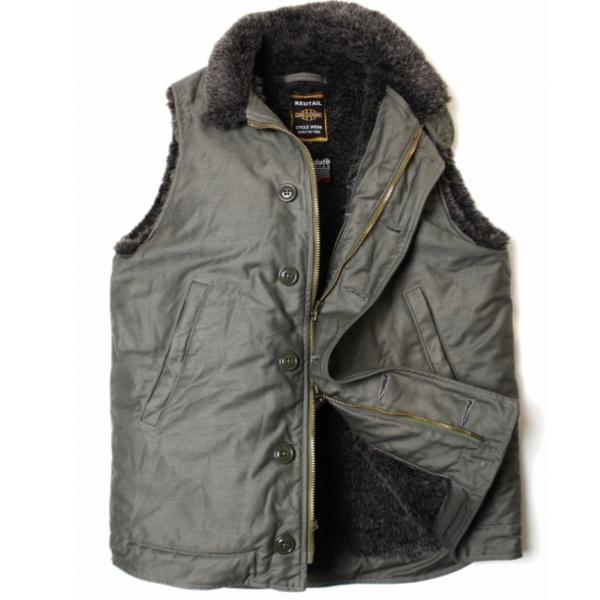 Red Tail レッドテイル VN-1 MC VEST カーキサイズXL　肩幅43ｃｍ　身幅61ｃｍ　着丈74ｃｍ■隠しボタンやインナーリブ、上下開閉式ジッパーなど、各箇所バイクに乗る事を考えた仕様になります。■ベストタイプは、軽めのアウ...