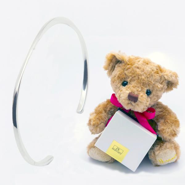 JW-marcury バングルギフトセット アレルギー対応 バングル可愛いクマのぬいぐるみセット・素材：サージカルステンレス・サイズ：フリー※商品画像については、モニターによって色味が若干異なります事ご了承ください。※モデル：身長約160c...