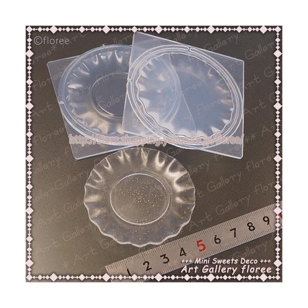 ★型サイズ：Φ60ｍｍ★モチーフ１個に必要な量　  粘土：約10ｇ  レジン：約5.5ｇ使用できる素材：樹脂粘土・軽量粘土・レジン（尚、この型は鏡面仕上げではございません。）・オーブン粘土使用不可素材：シリコーン素材材質：シリコーンゴム販売...