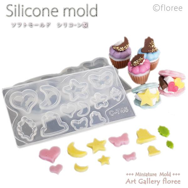 ミニチュアフードはもちろん、アクセサリーパーツとしても使えます！サイズ：蝶10×7/6×5　星10×10/6×10　三日月6×10/4×6　ハート10×10/6×6　ベル10×10/6×6　柊6×10/3×6ミリすべての厚み：大1.5/小1...