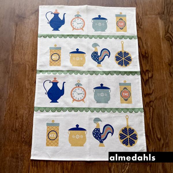 北欧のキッチンタオルといえば鮮やかな元気の出るデザインが特徴のアルメダールス朝の朝食や・ティータームを思わせるような柔らかい色あいのキッチングッズがデザインされたtime大判なのでタオルとしてはもちろんインテリアとして壁に飾って、北欧テキス...