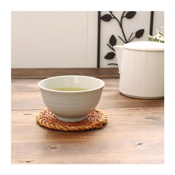 ・サイズ　直径/約9.5cm　　高さ/約5.3cm・重さ 　約105ｇ　・容量　満水約200ｃｃ　※製品の特性上、『寸法・容量・重さ』等は、若干の誤差がございますので、あくまで参考値としてお含みおきください。※画像に含まれる小物は、ご使用イ...