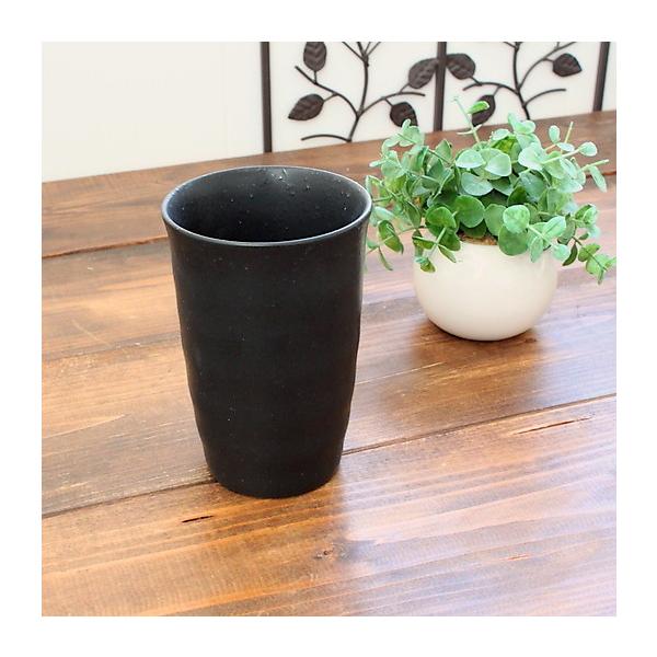 【要確認】※こちらの商品は目に見えない貫入が入っており、濡らすとヒビのようなスジが出ますが、貫入とは釉と素地の収縮率の差により焼成後の冷却時に生じた釉のヒビのことで、『 キズ 』・『 切れ 』ではなく、ご使用頂くに問題はございませんので、ご...