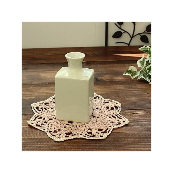 ・サイズ　口径/約5.2ｃｍ　胴体/約5.2cm×約4.5cm 　　高さ/約10.5cm・重さ 　約175ｇ　・容量 　満水約145ｇ　　※製品の特性上、『寸法・容量・重さ』等は、若干の誤差がございますので、あくまで参考値としてお含みおきく...