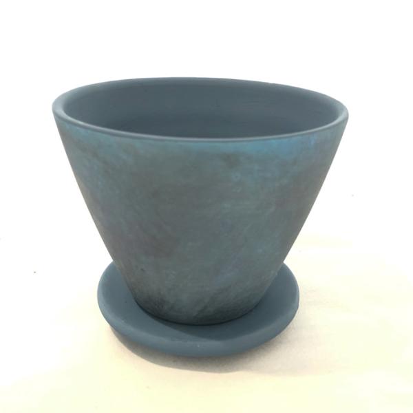 ■特徴高温で焼き上げた上質な質感にカラーをハンドメイドで仕上げたインテリアポットです。■サイズФ12 x H9cm口径：Ф10.5cm鉢底穴あり・皿付き