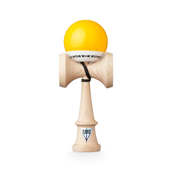 KROM KENDAMA POPは、世界最高の遊び心地と、最も手頃な価格の入門用けん玉を目指して作られています。12種類のカラーバリエーションをご用意しています。あなたのお気に入りはどれですか？・CKシェイプ・LOLスティッキークリア・ブナ...