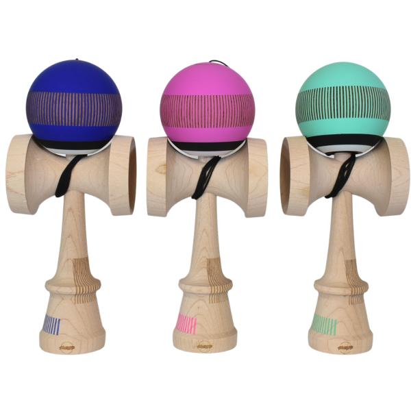 Broken Bonesシリーズはジャグリング、タップ、フリップの上達を目指すプレイヤーのためのスキルアップツールとして役立ちます。タマに刻まれたストライプは、タマのコントロールを習得し、正しいジャグリングテクニックを習得するための触覚的な...