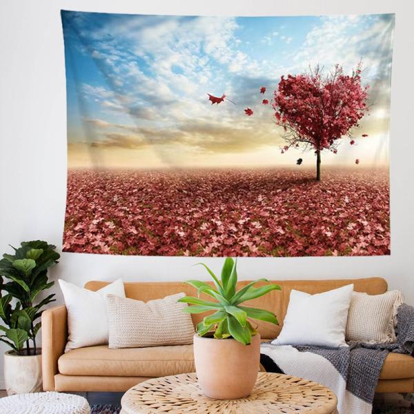 秋空とハートの木の絵柄のタペストリーです。不思議な雰囲気のある一枚です。横150cm、縦130cm。横長タイプです。リビングやキッチンなど家族が集まる部屋や寝室などの壁にぜひどうぞ。素材:ポリエステル掛けた瞬間一気に雰囲気が変わります。間仕...