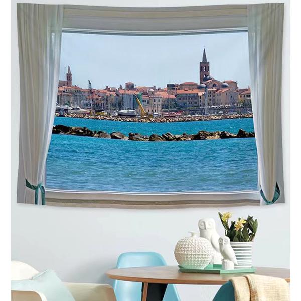 窓枠からの海の絵柄のタペストリーです。おしゃれで落ち着いた雰囲気が出ます。横95cm、縦73cm。横長タイプです。リビングやキッチンなど家族が集まる部屋や寝室などの壁にぜひどうぞ。素材:ポリエステル掛けた瞬間一気に雰囲気が変わります。間仕切...