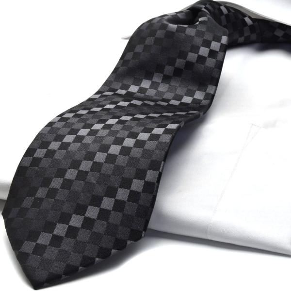 【20代/30代/40代/50代/60代】サイズ縦約158センチ×幅8.5センチ材　質シルク１００％色チャコールグレー ブロック柄商品説明写真と多少の色の異なりはご了承下さい。 ポイント利用