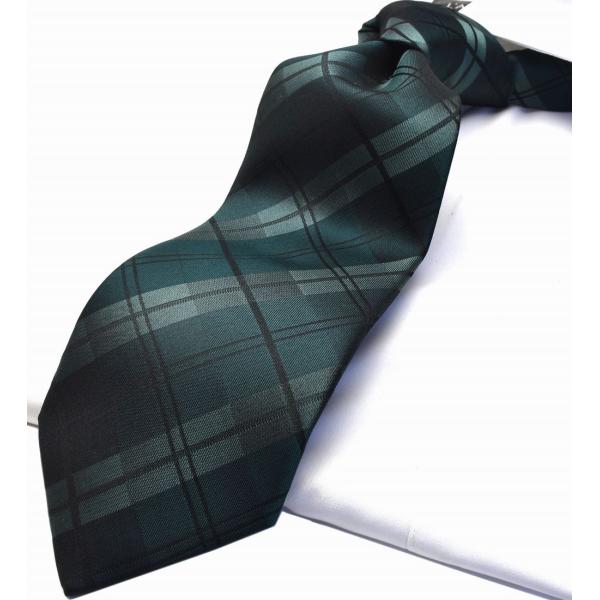 サイズ縦143センチ×幅8センチ材　質シルク100％色モスグリーン、グリーン、ブラックの格子柄商品説明写真と多少の色の異なりはご了承下さい。 ポイント利用