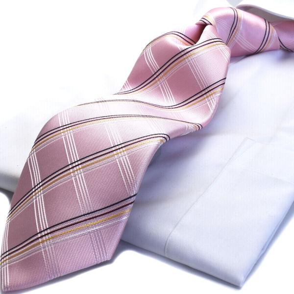 サイズ縦143センチ×幅8センチ材　質シルク100％色ピンクベースにホワイト、ゴールド、エンジ、ブラウンの格子柄商品説明写真と多少の色の異なりはご了承下さい。 ポイント利用