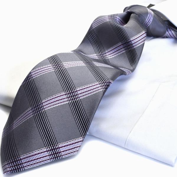 サイズ縦143センチ×幅8センチ材　質シルク100％色グレーベースにネイビー、ピンクの格子柄商品説明写真と多少の色の異なりはご了承下さい。 ポイント利用