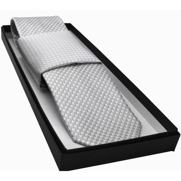 サイズ縦143センチ×幅約8センチ/チーフ23センチの正方形 材　質シルク１００％色シルバーグレーの小さい千鳥柄商品説明日本製・写真と多少の色の異なりはご了承下さい。 ポイント利用