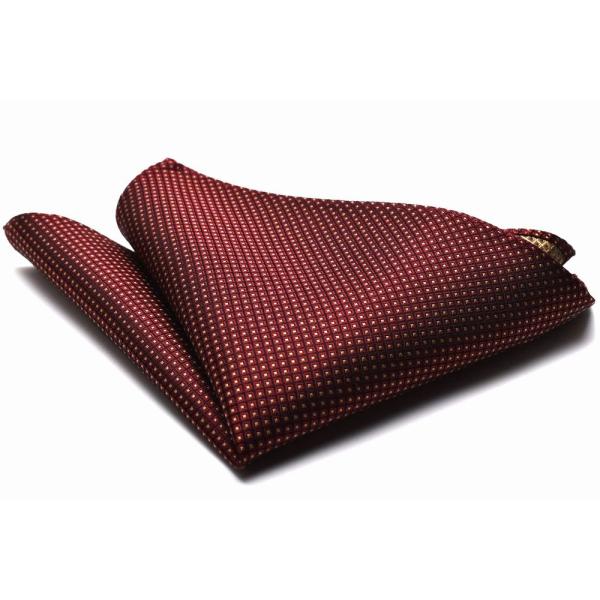 【20代/30代/40代/50代/60代】サイズ約23.5cmの正方形　　　　　材　質シルク１００％色エンジ、クリームのピンドット 商品説明写真と多少の色の異なりはご了承下さい。 ポイント利用