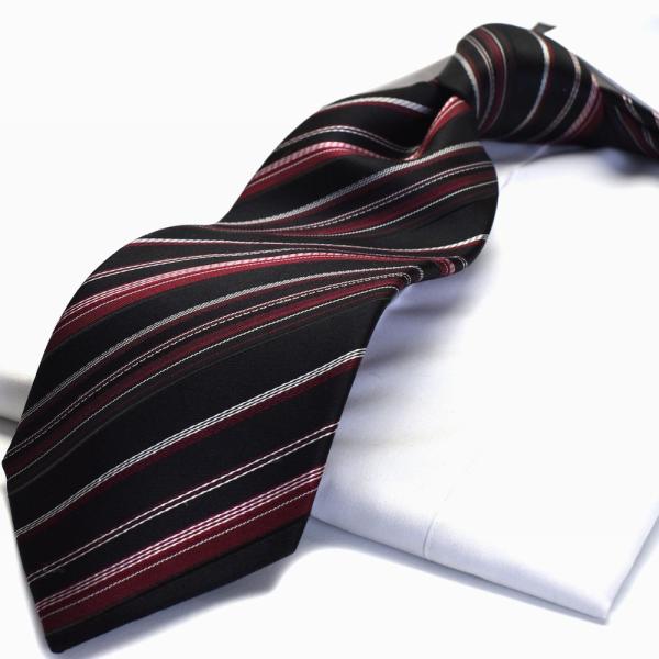 サイズ縦143センチ×幅8センチ材　質シルク１００％色ブラックベースにエンジ、オレンジのストライプ商品説明写真と多少の色の異なりはご了承下さい。 ポイント利用