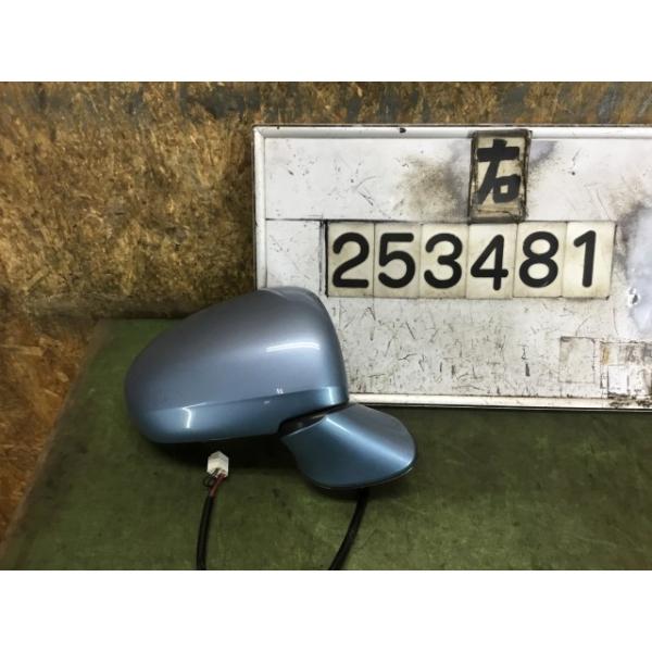 **** 商品説明を必ずご確認ください ****部品管理番号：000253481-13500メーカー純正品番：87910-68071-H1部品名：右サイドミラー部品区分：リサイクル品車名：ウィッシュ車両タイプ名：ステーションワゴン通称型式：...