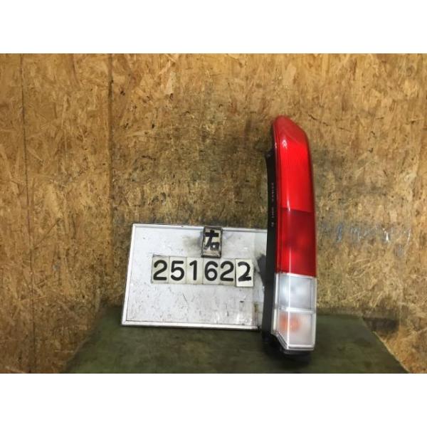 **** 商品説明を必ずご確認ください ****部品管理番号：00S251622-15500部品メーカー：コイトメーカー純正品番：33501-S4R-013部品名：右テールランプ部品メーカー品番：220-22338部品区分：リサイクル品車名...