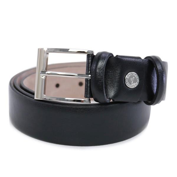 ■商品名：CLASSIC MENS BELT■ベルト色：ブラック(BLACK)■バックル色：シルバー色■素材：カーフ■バックルサイズ：縦約4cm×横5cm■ベルト幅：約3.5cm■ベルト穴×5(2.5cm間隔)■付属品：専用箱*made i...