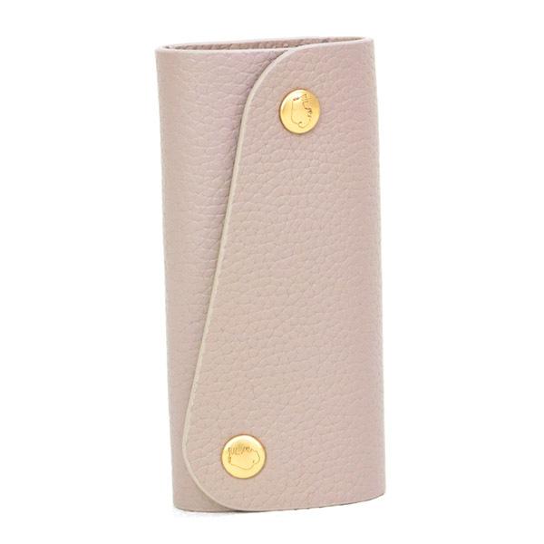 *Fifty Onとは、イルビゾンテ50周年を記念した限定ラインです。■カラー：グレージュ系■金具色：ゴールド色■素材：牛革■サイズ：H約9.4cm×W約4.7cm×D約2cm■仕様：スナップボタン開閉キーフック×4、キーリング×1■付属品...