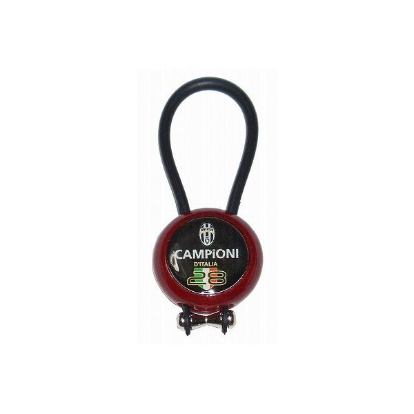 セリエA2004/2005シーズンチャンピオン記念のキーホルダーです。茶色い部分は木目です。記念に是非どうぞ！全長8cm（トップの部分直径3cm）