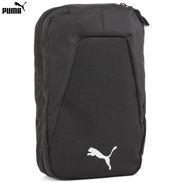 ジャンピングプーマのロゴがスタイリッシュな、スポーティで機能的なウォッシュバッグ。防水性の高い生地で、簡易的な洗濯の他にも、細かいものを入れて持ち歩くポーチとして使えます。大きく開くことができて便利。日常使いできるベーシックなデザインです。...