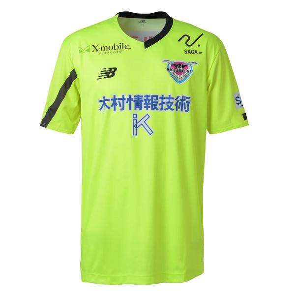 2024年Jリーグ サガン鳥栖のGKレプリカユニフォーム。今年のグローバルコンセプト”Life at the intersection"をテーマにスポーツとファッションの融合を掲げ、2024年は「アシンメトリー」をベースパターンとして、Re...