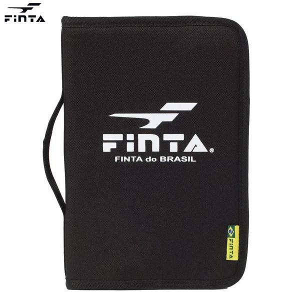 レフェリーグッズを一括収納できる便利なスタッフ向けバッグ。ルールブック・ホイッスル・トスコイン等々、収納にちょうどいいサイズのポケット付き。【カラー】ブラック【サイズ】W18.5cm×H27.5cm×D4cm