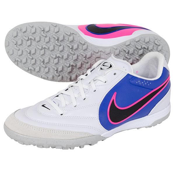 NIKE『ATTACK PACK』ボールタッチはそのままに、軽量化を実現。ボールの完全なコントロールを追求してデザインされたティエンポ リゲラ。最新のTechLeatherと従来のフルプレートを掛け合わせることで、コントロールを犠牲にするこ...