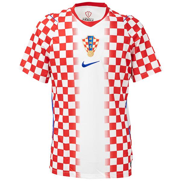 2026年 クロアチア代表 ホームレプリカユニフォーム【素材】ポリエステル100%【カラー】100：ホワイト×ユニバーシティレッド【サイズ】インポートサイズ・当社計測値S：着丈73cm、身幅48.5cm、袖丈27cmM：着丈74cm、身幅5...