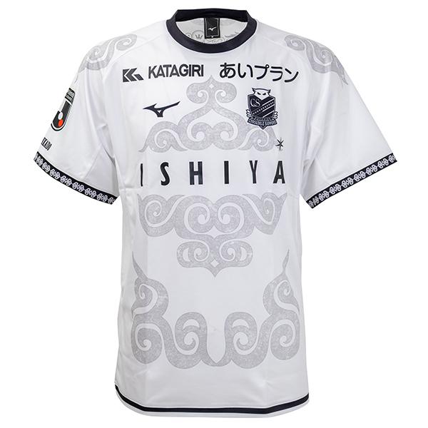 2025年Jリーグ 北海道コンサドーレ札幌のFP 3rdレプリカユニフォームです。3rdユニフォームはアイヌ文化の素晴らしい文様を取り入れました。文様とは文化を重要視し意匠を取り入れることではなく、実際に伝統を守ってきた方々の想いを繋げてい...