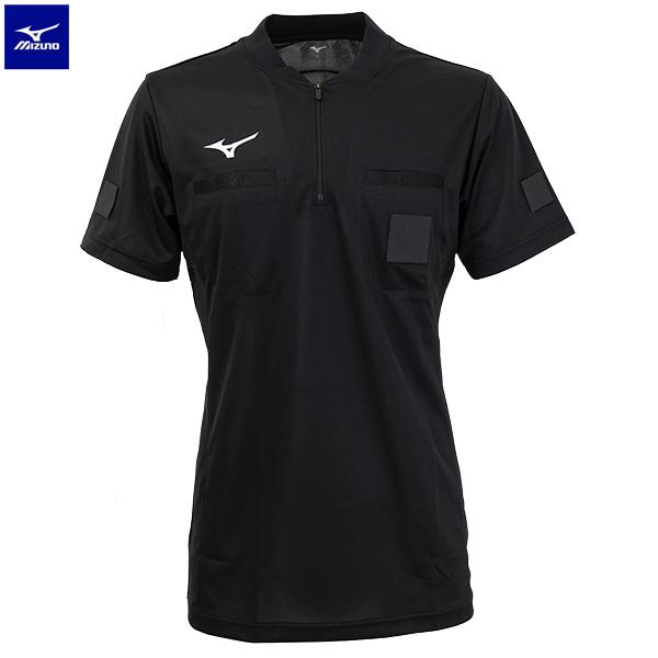 ミズノの半袖レフェリーシャツ。両袖、左胸にはワッペン用のベルクロ付き。両胸ポケットはベルクロ仕様。【素材】ポリエステル100％【カラー】09：ブラック